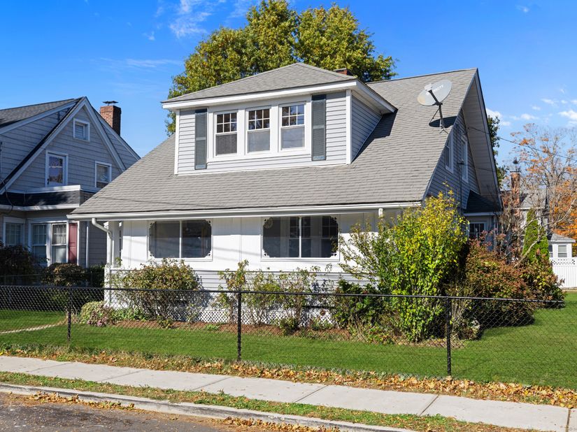 15 Delaware Avenue, Norwalk, CT 06851 - For Sale