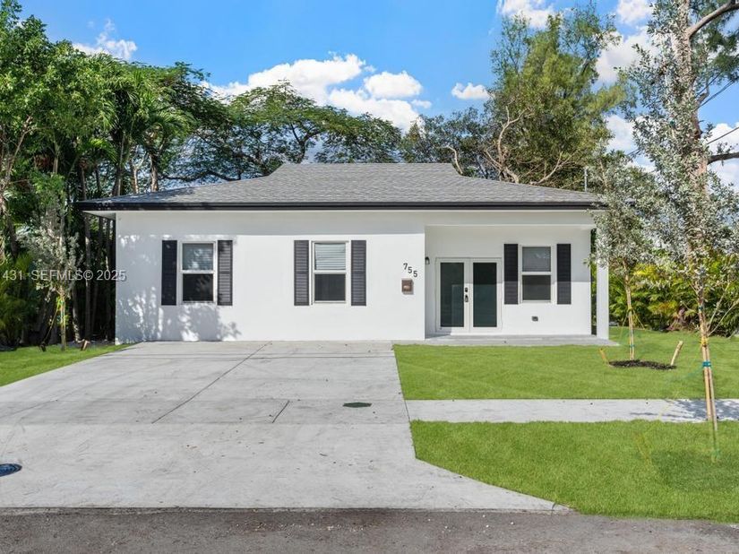 755 NW 83 St, Miami, FL 33150 - For Sale