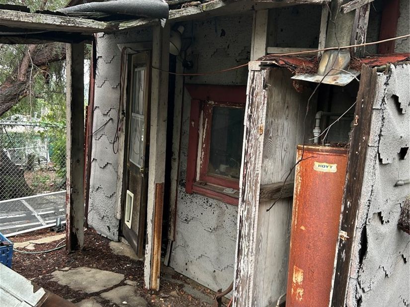 10316 Marcus, Tujunga, CA 91042 - For Sale