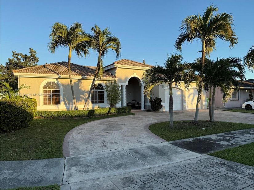 16605 SW 103rd Ct, Miami, FL 33157 - For Sale