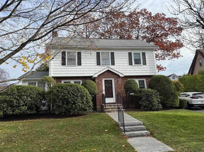 11 Randlett Pk, Newton, MA 02465 - For Sale