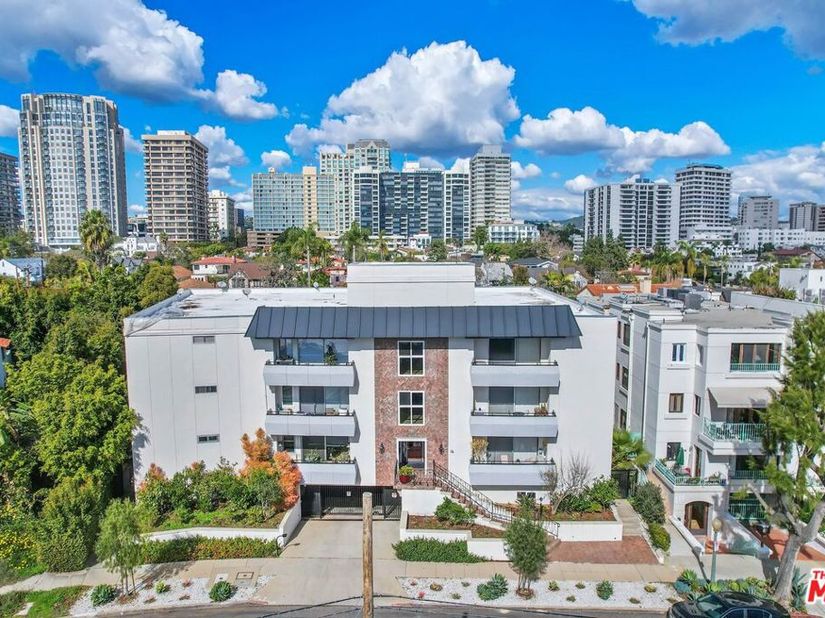 10725 Ohio Avenue 2, Los Angeles, CA 90024 - For Sale
